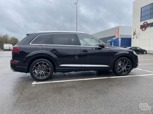 Black Audi Q7 2016 in Joniskis, with an engine capacity of 3.00 L and mileage of 416 thousand km for 16000 €, photo 4 on AUTOMOTO.COM.LV