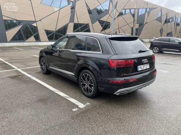 Ауди Ку 7 2016 в Ионишкис на AUTOMOTO.COM.LV Черный Ауди Ку 7 2016 в Ионишкис, объемом двигателя 3.00 л и пробегом 416 тыс. км за 16000 €, фото 6 на AUTOMOTO.COM.LV