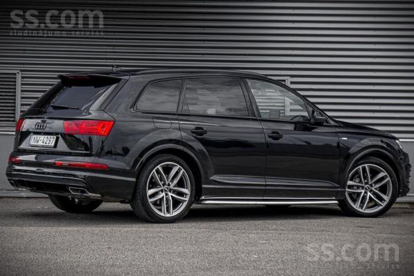Black Audi Q7 2017 in Riga, with an engine capacity of 3.00 L and mileage of 224 thousand km for 26990 €, photo 4 on AUTOMOTO.COM.LV