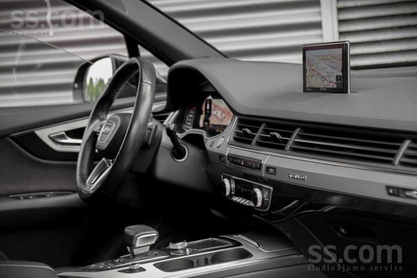 Black Audi Q7 2017 in Riga, with an engine capacity of 3.00 L and mileage of 224 thousand km for 26990 €, photo 7 on AUTOMOTO.COM.LV