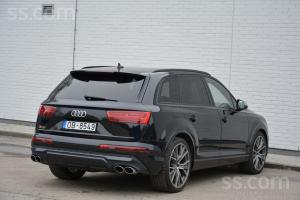 Melns Audi Q7 2017 Rīga, ar dzinēja tilpumu 4.00 L un nobraukumu 290 tūkst. km par 25000 €, foto 5 vietnē AUTOMOTO.COM.LV