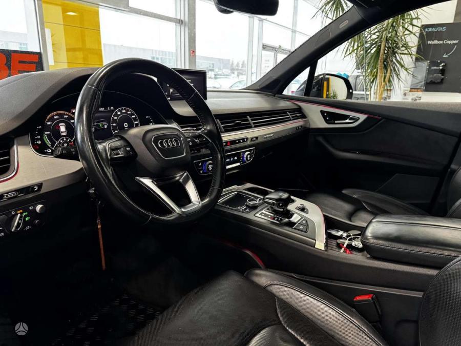 Melns Audi Q7 2017 Viļņa, ar dzinēja tilpumu 3.00 L un nobraukumu 245 tūkst. km par 26555 €, foto 7 vietnē AUTOMOTO.COM.LV