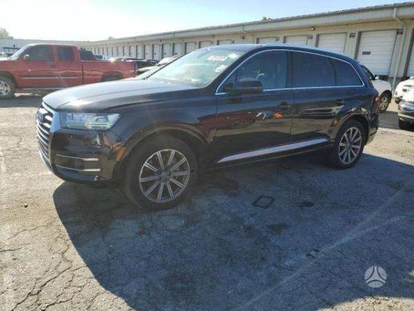 Black Audi Q7 2017 in Vilnius, with an engine capacity of 3.00 L and mileage of 201 thousand km for 17300 €, photo 4 on AUTOMOTO.COM.LV