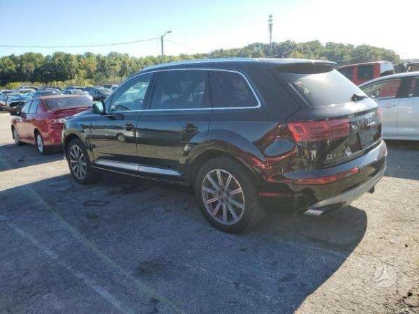 Black Audi Q7 2017 in Vilnius, with an engine capacity of 3.00 L and mileage of 201 thousand km for 17300 €, photo 5 on AUTOMOTO.COM.LV