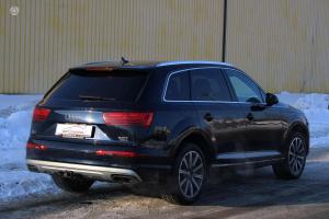 Black Audi Q7 2017 in Vilnius, with an engine capacity of 3.00 L and mileage of 230 thousand km for 19700 €, photo 7 on AUTOMOTO.COM.LV