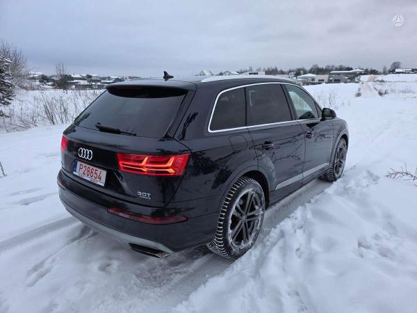 Melns Audi Q7 2017 Viļņa, ar dzinēja tilpumu 3.00 L un nobraukumu 224 tūkst. km par 18300 €, foto 5 vietnē AUTOMOTO.COM.LV