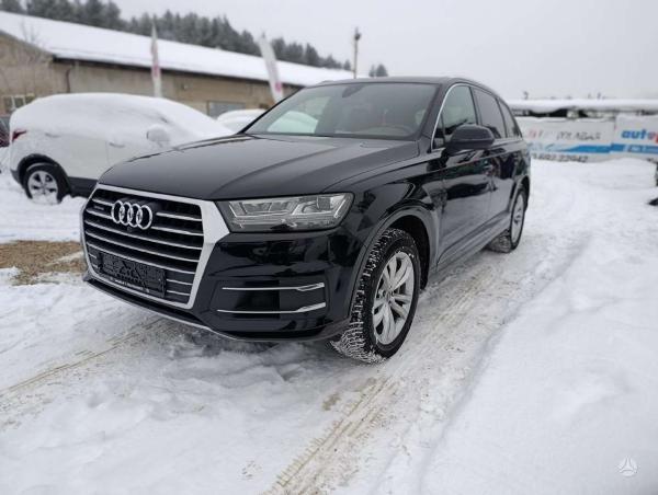 Black Audi Q7 2017 in Ukmerge, with an engine capacity of 3.00 L and mileage of 305 thousand km for 19900 €, photo 2 on AUTOMOTO.COM.LV