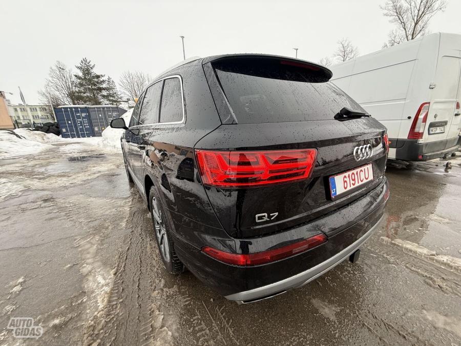 Melns Audi Q7 2017 Šauļi, ar dzinēja tilpumu 3.00 L un nobraukumu 160 tūkst. km par 23800 €, foto 6 vietnē AUTOMOTO.COM.LV