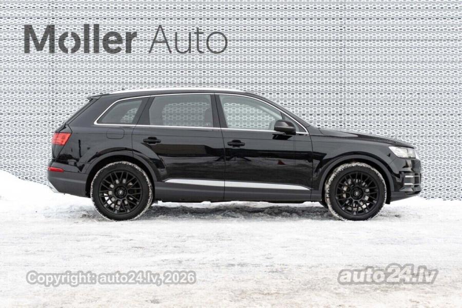 Black Audi Q7 2017 in Riga, with an engine capacity of 3.00 L and mileage of 155 thousand km for 26800 €, photo 6 on AUTOMOTO.COM.LV