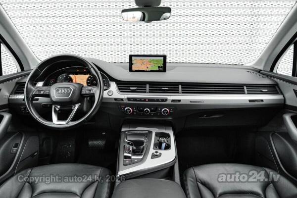 Black Audi Q7 2017 in Riga, with an engine capacity of 3.00 L and mileage of 155 thousand km for 26800 €, photo 6 on AUTOMOTO.COM.LV