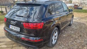 Black Audi Q7 2017 in Siauliai, with an engine capacity of 3.00 L and mileage of 225 thousand km for 20869 €, photo 5 on AUTOMOTO.COM.LV