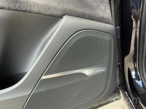 Black Audi Q7 2017 in Riga, with an engine capacity of 3.00 L and mileage of 206 thousand km for 19950 €, photo 13 on AUTOMOTO.COM.LV
