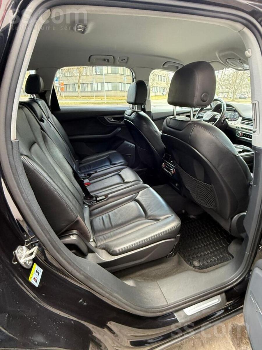 Black Audi Q7 2017 in Riga, with an engine capacity of 3.00 L and mileage of 206 thousand km for 19950 €, photo 21 on AUTOMOTO.COM.LV