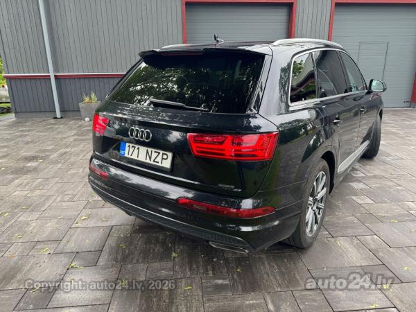 Black Audi Q7 2017 in Tallinn, with an engine capacity of 3.00 L and mileage of 207 thousand km for 29500 €, photo 1 on AUTOMOTO.COM.LV