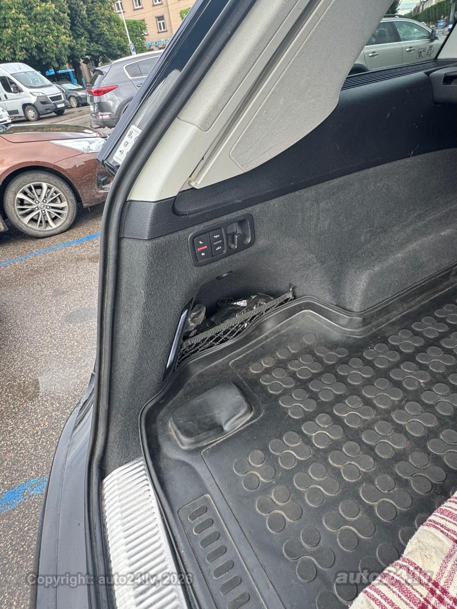 Melns Audi Q7 2017 Tallina, ar dzinēja tilpumu 3.00 L un nobraukumu 207 tūkst. km par 29500 €, foto 22 vietnē AUTOMOTO.COM.LV