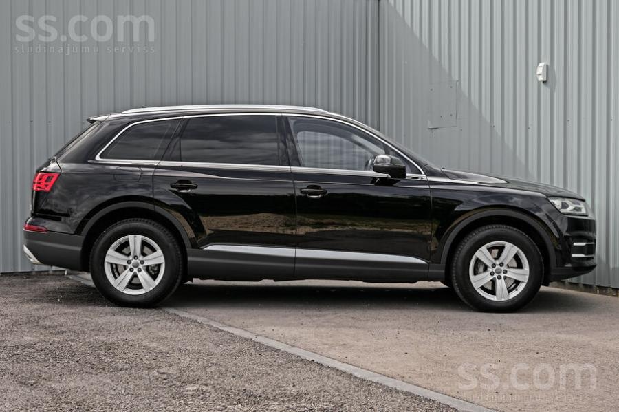 Black Audi Q7 2017 in Riga, with an engine capacity of 3.00 L and mileage of 199 thousand km for 23900 €, photo 7 on AUTOMOTO.COM.LV