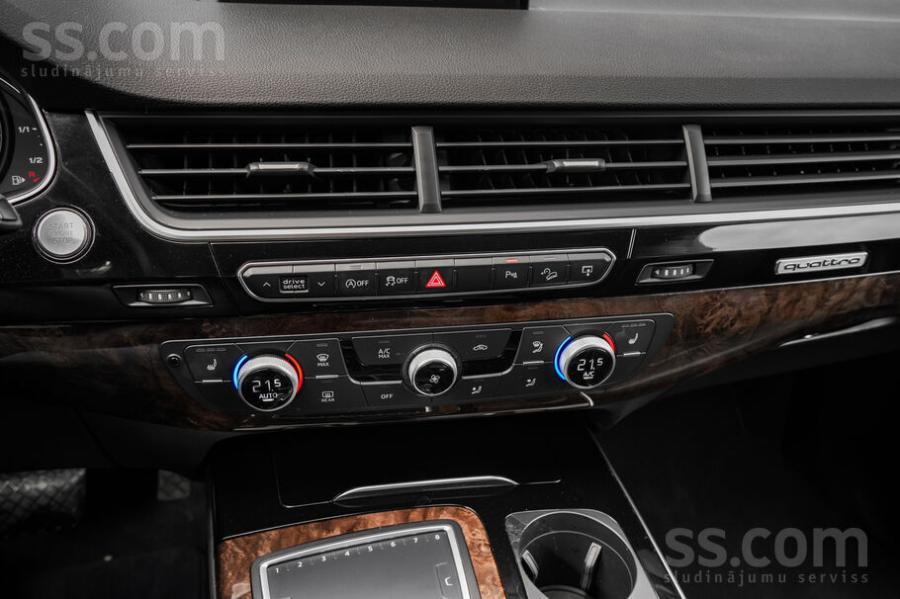 Black Audi Q7 2017 in Riga, with an engine capacity of 3.00 L and mileage of 199 thousand km for 23900 €, photo 18 on AUTOMOTO.COM.LV