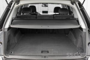 Black Audi Q7 2017 in Riga, with an engine capacity of 3.00 L and mileage of 199 thousand km for 23900 €, photo 22 on AUTOMOTO.COM.LV