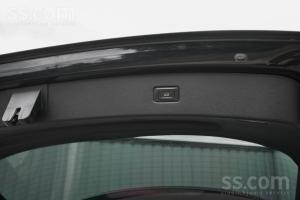 Black Audi Q7 2017 in Riga, with an engine capacity of 3.00 L and mileage of 199 thousand km for 23900 €, photo 23 on AUTOMOTO.COM.LV