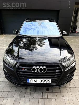 Black Audi Q7 2017 in Riga, with an engine capacity of 4.00 L and mileage of 211 thousand km for 34555 €, photo 6 on AUTOMOTO.COM.LV