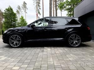 Black Audi Q7 2017 in Riga, with an engine capacity of 4.00 L and mileage of 211 thousand km for 34555 €, photo 7 on AUTOMOTO.COM.LV