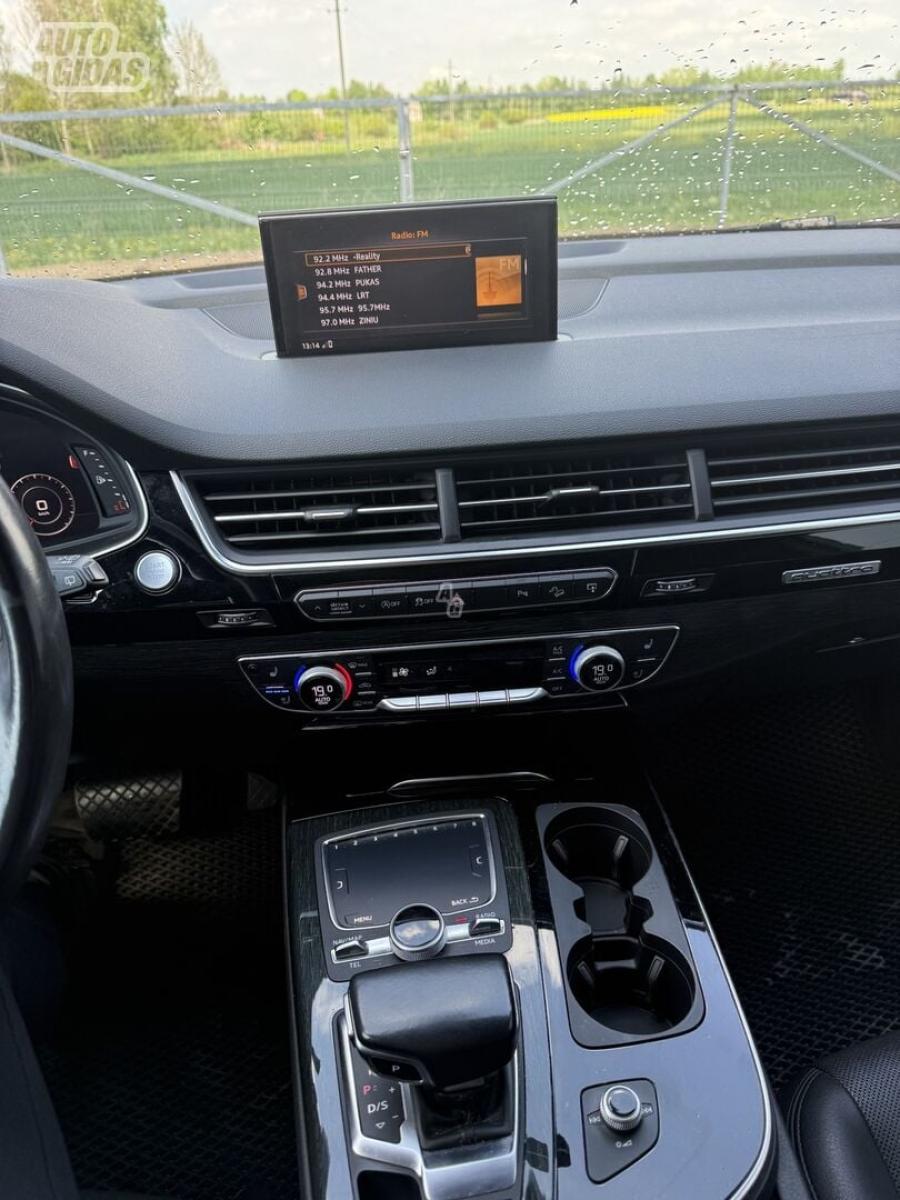 Melns Audi Q7 2017 Šauļi, ar dzinēja tilpumu 3.00 L un nobraukumu 161 tūkst. km par 21400 €, foto 12 vietnē AUTOMOTO.COM.LV