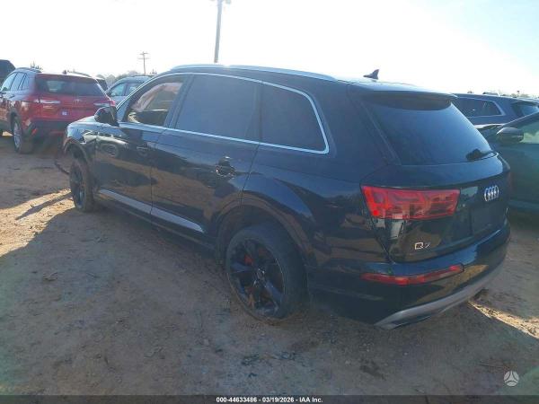 Melns Audi Q7 2017 Viļņa, ar dzinēja tilpumu 3.00 L un nobraukumu 231 tūkst. km par 9000 €, foto 3 vietnē AUTOMOTO.COM.LV
