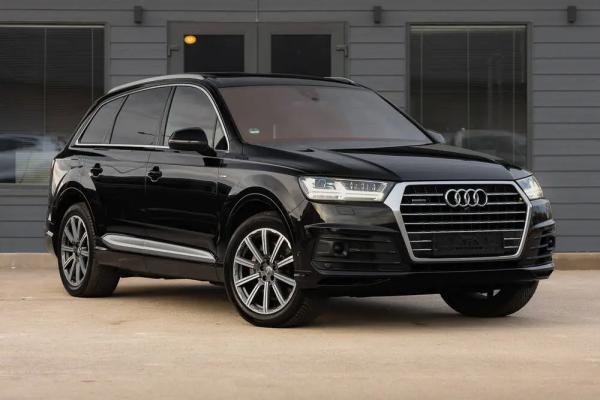 Melns Audi Q7 2017 Jelgava, ar dzinēja tilpumu 3.00 L un nobraukumu 240 tūkst. km par 24850 €, foto 1 vietnē AUTOMOTO.COM.LV