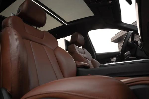 Melns Audi Q7 2017 Jelgava, ar dzinēja tilpumu 3.00 L un nobraukumu 240 tūkst. km par 24850 €, foto 10 vietnē AUTOMOTO.COM.LV