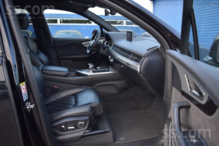Black Audi Q7 2017 in Riga, with an engine capacity of 3.00 L and mileage of 158 thousand km for 29900 €, photo 16 on AUTOMOTO.COM.LV