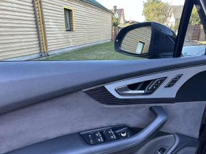 Melns Audi Q7 2017 Viļņa, ar dzinēja tilpumu 2.97 L un nobraukumu 247 tūkst. km par 25250 €, foto 42 vietnē AUTOMOTO.COM.LV