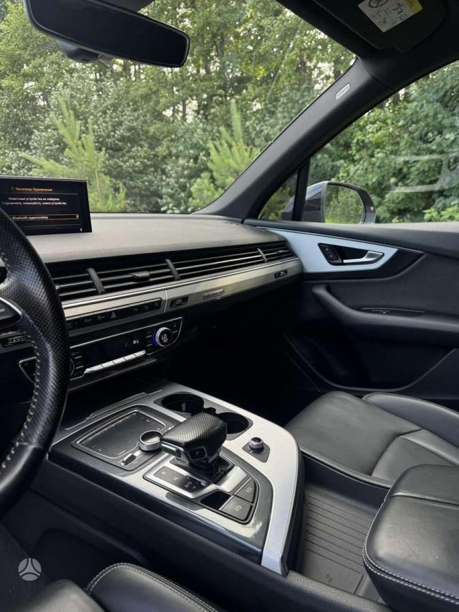 Black Audi Q7 2017 in Palanga, with an engine capacity of 3.00 L and mileage of 218 thousand km for 23500 €, photo 9 on AUTOMOTO.COM.LV