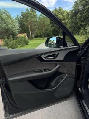 Black Audi Q7 2017 in Palanga, with an engine capacity of 3.00 L and mileage of 218 thousand km for 23500 €, photo 12 on AUTOMOTO.COM.LV