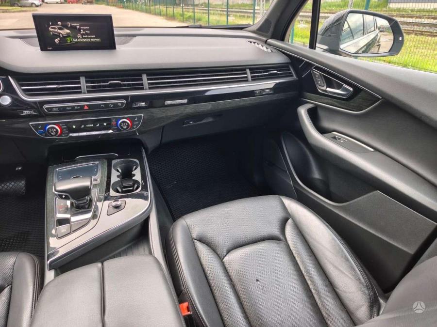 Melns Audi Q7 2017 Šauļi, ar dzinēja tilpumu 3.00 L un nobraukumu 161 tūkst. km par 21300 €, foto 12 vietnē AUTOMOTO.COM.LV