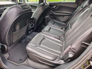 Melns Audi Q7 2017 Šauļi, ar dzinēja tilpumu 3.00 L un nobraukumu 161 tūkst. km par 21300 €, foto 15 vietnē AUTOMOTO.COM.LV