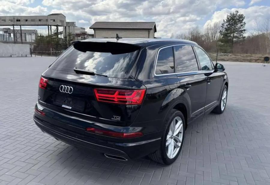 Melns Audi Q7 2017 Telšiai, ar dzinēja tilpumu 3.00 L un nobraukumu 275 tūkst. km par 20790 €, foto 11 vietnē AUTOMOTO.COM.LV