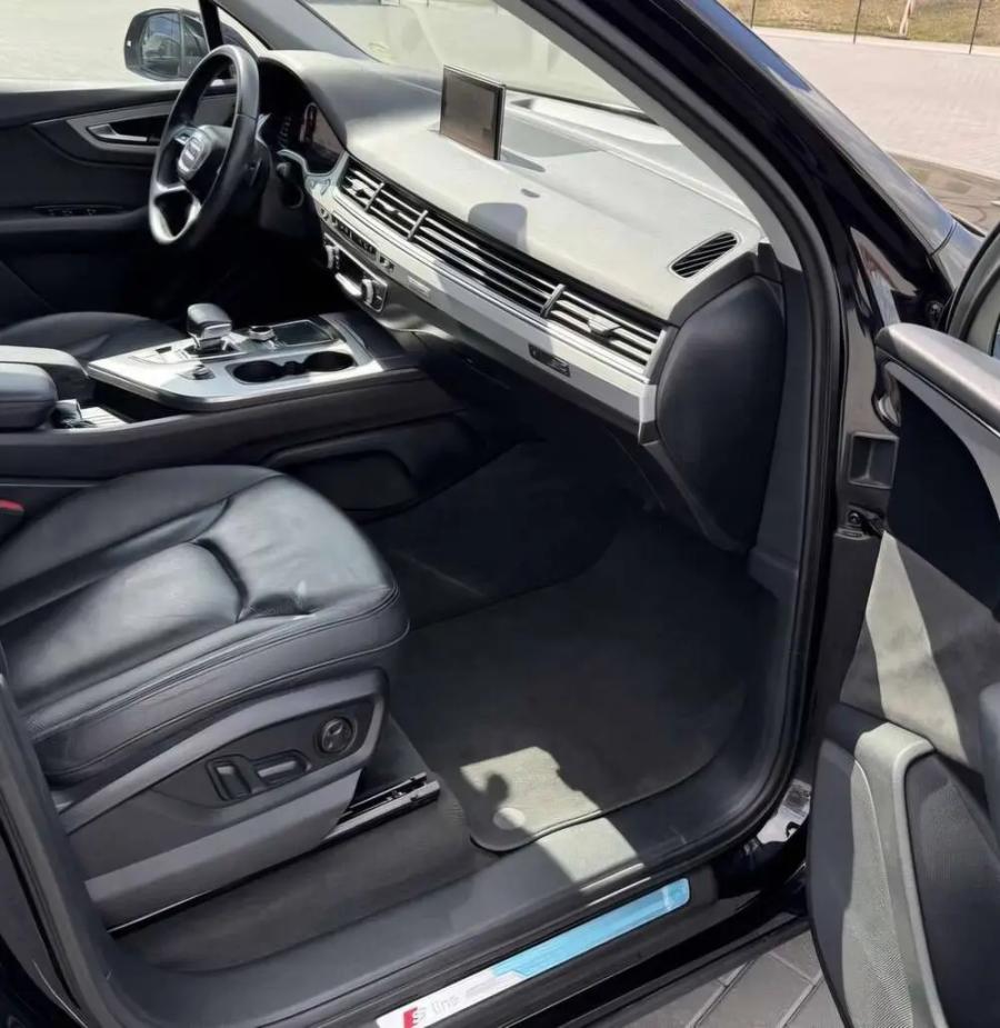 Melns Audi Q7 2017 Telšiai, ar dzinēja tilpumu 3.00 L un nobraukumu 275 tūkst. km par 20790 €, foto 15 vietnē AUTOMOTO.COM.LV