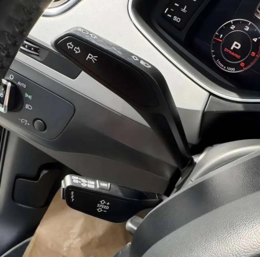 Melns Audi Q7 2017 Telšiai, ar dzinēja tilpumu 3.00 L un nobraukumu 275 tūkst. km par 20790 €, foto 24 vietnē AUTOMOTO.COM.LV