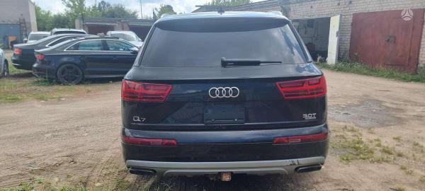 Melns Audi Q7 2017 Viļņa, ar dzinēja tilpumu 3.00 L un nobraukumu 231 tūkst. km par 9800 €, foto 6 vietnē AUTOMOTO.COM.LV