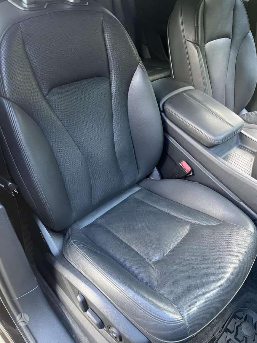 Melns Audi Q7 2017 Viļņa, ar dzinēja tilpumu 3.00 L un nobraukumu 201 tūkst. km par 23000 €, foto 33 vietnē AUTOMOTO.COM.LV