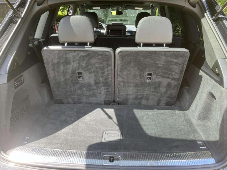 Melns Audi Q7 2017 Viļņa, ar dzinēja tilpumu 3.00 L un nobraukumu 201 tūkst. km par 23000 €, foto 42 vietnē AUTOMOTO.COM.LV