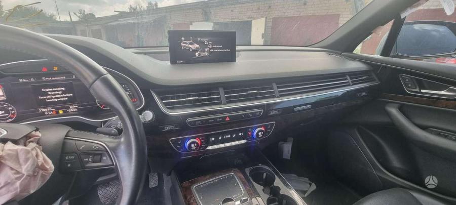Black Audi Q7 2017 in Vilnius, with an engine capacity of 3.00 L and mileage of 231 thousand km for 9500 €, photo 13 on AUTOMOTO.COM.LV