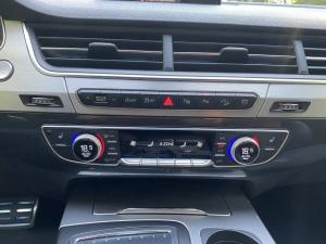 Melns Audi Q7 2017 Rīga, ar dzinēja tilpumu 3.00 L un nobraukumu 137 tūkst. km par 29990 €, foto 31 vietnē AUTOMOTO.COM.LV