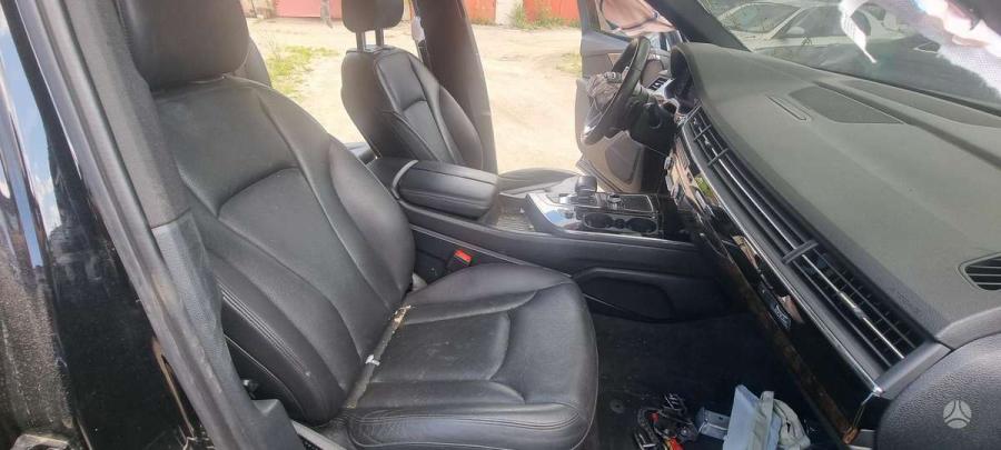 Melns Audi Q7 2017 Viļņa, ar dzinēja tilpumu 3.00 L un nobraukumu 231 tūkst. km par 9400 €, foto 22 vietnē AUTOMOTO.COM.LV
