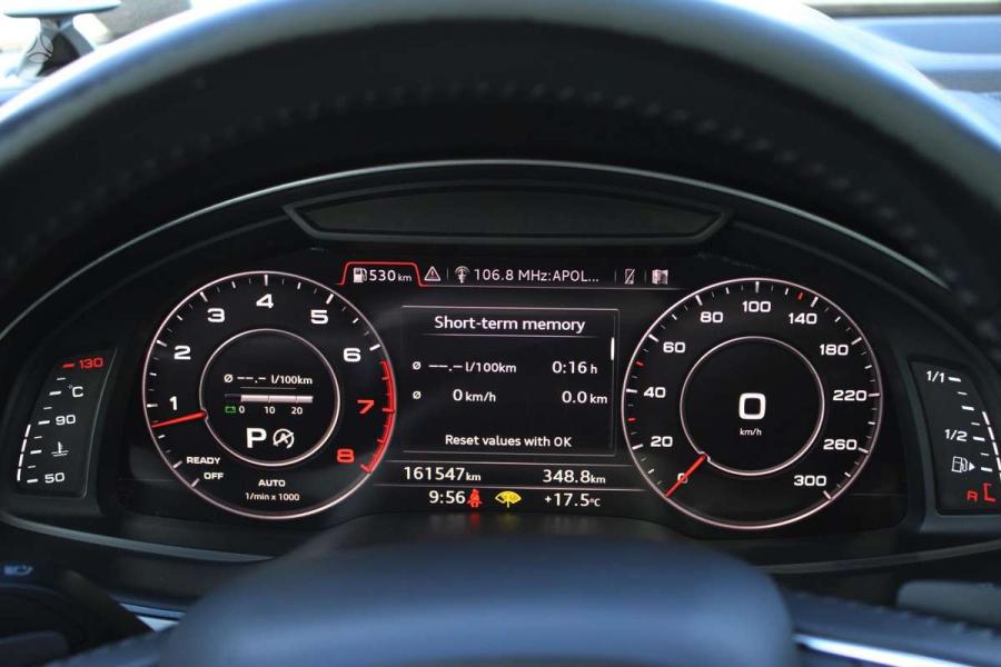 Black Audi Q7 2017 in Vilnius, with an engine capacity of 3.00 L and mileage of 162 thousand km for 27500 €, photo 8 on AUTOMOTO.COM.LV