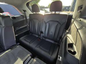 Black Audi Q7 2017 in Vilnius, with an engine capacity of 3.00 L and mileage of 162 thousand km for 27500 €, photo 11 on AUTOMOTO.COM.LV
