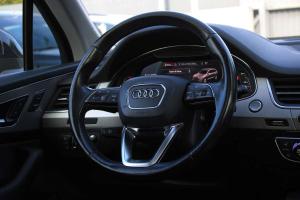 Black Audi Q7 2017 in Vilnius, with an engine capacity of 3.00 L and mileage of 162 thousand km for 27500 €, photo 17 on AUTOMOTO.COM.LV