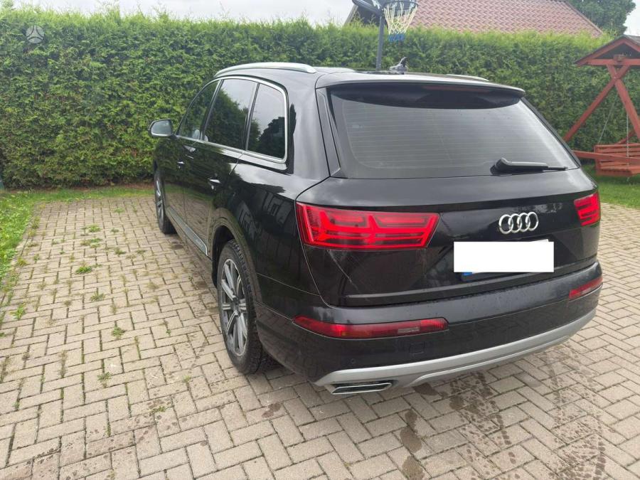Melns Audi Q7 2017 Viļņa, ar dzinēja tilpumu 2.97 L un nobraukumu 205 tūkst. km par 23000 €, foto 5 vietnē AUTOMOTO.COM.LV