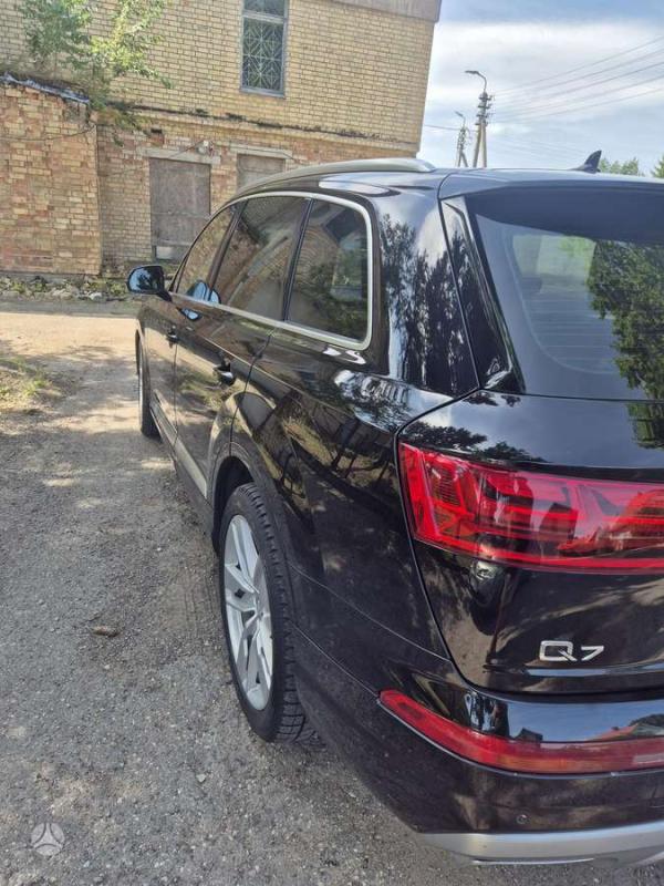 Melns Audi Q7 2017 Kupiškis, ar dzinēja tilpumu 2.97 L un nobraukumu 407 tūkst. km par 17850 €, foto 8 vietnē AUTOMOTO.COM.LV