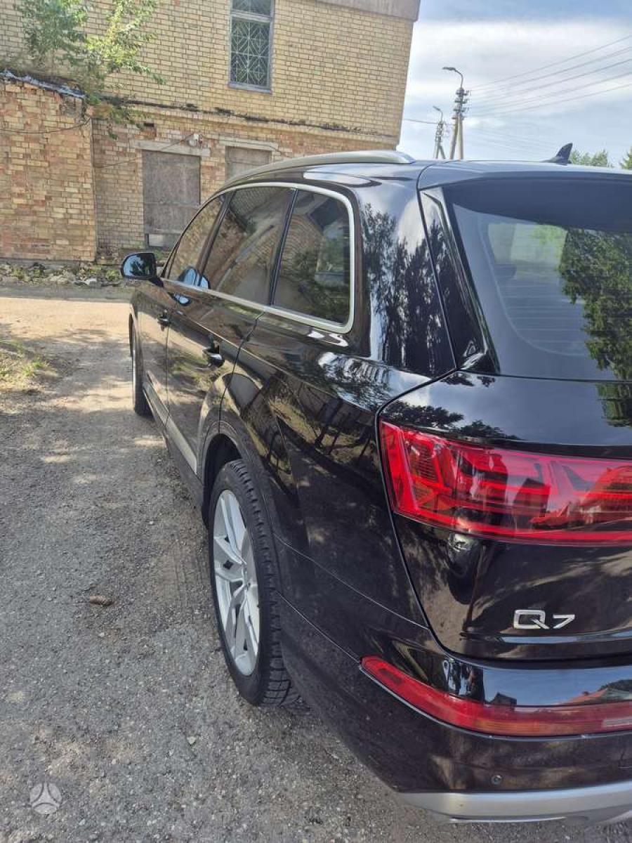 Melns Audi Q7 2017 Kupiškis, ar dzinēja tilpumu 2.97 L un nobraukumu 407 tūkst. km par 17850 €, foto 8 vietnē AUTOMOTO.COM.LV